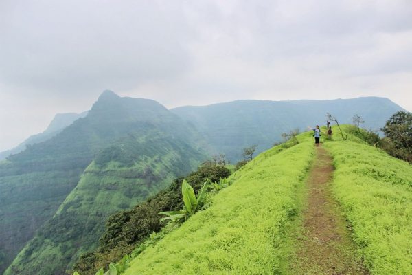 Trekking in Mumbai: 12 easy treks near Mumbai Pune - The Traveling CA