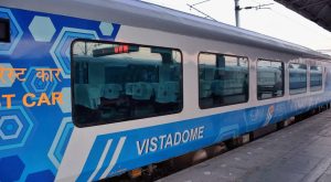 Vistadome Trains to enjoy Monsoon Getaways near Mumbai - The Traveling CA